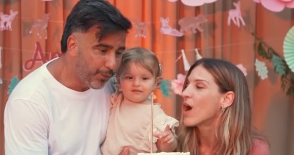Así fue el festejo de Amanda, la hija de Macarena Rinaldi y Federico ...