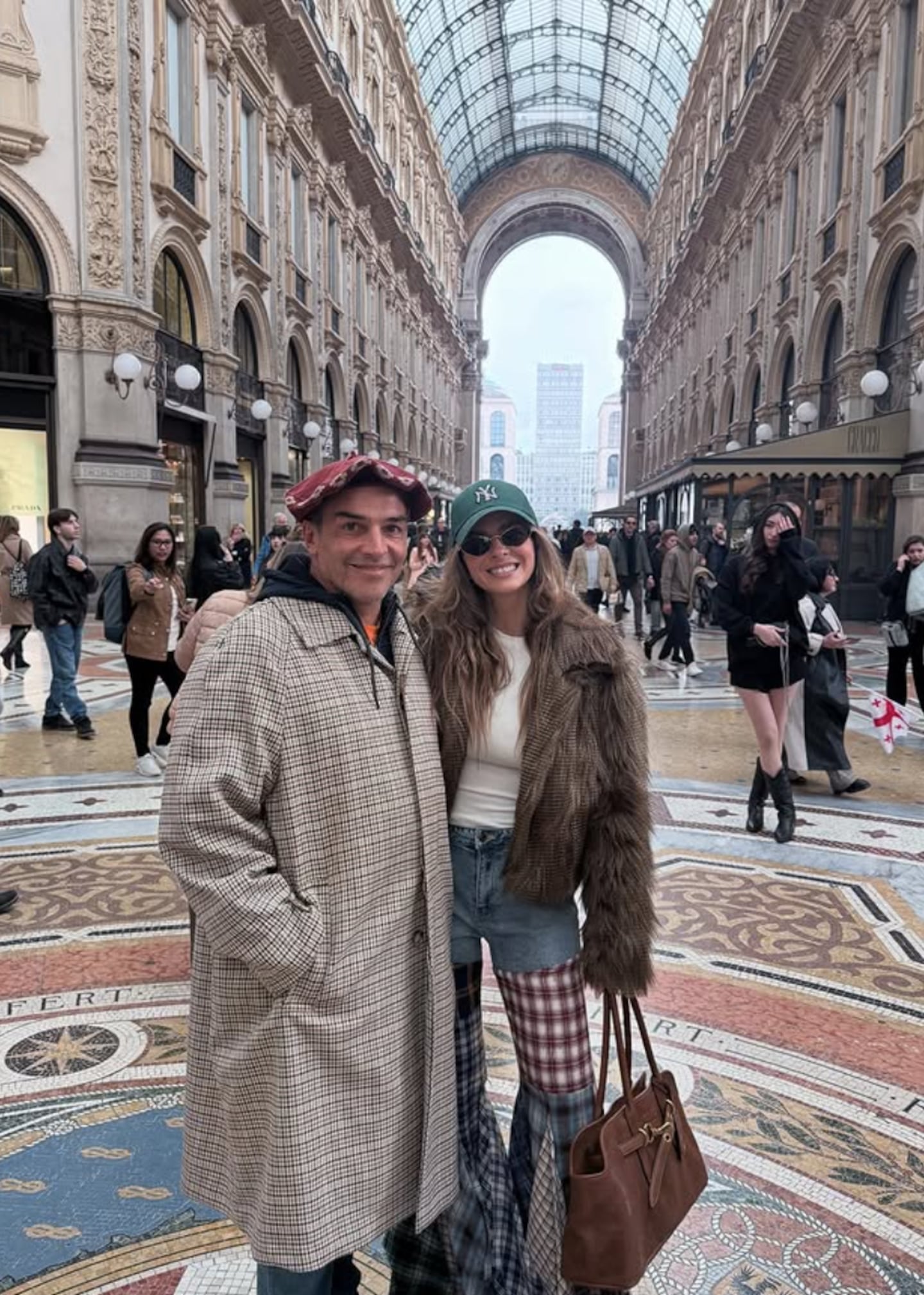 Así es la cartera que compró la China Suárez por miles de dólares | ANR