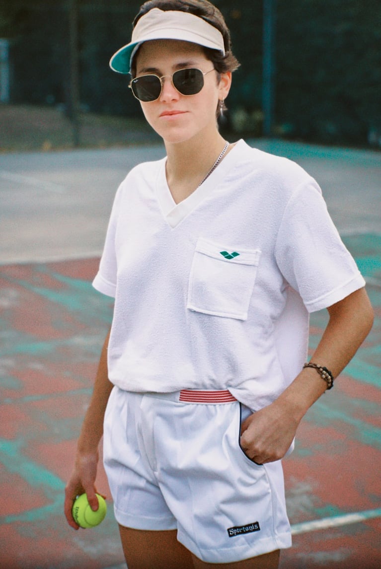 Video: Nichi presenta los primeros cortes de su primer disco en español ...